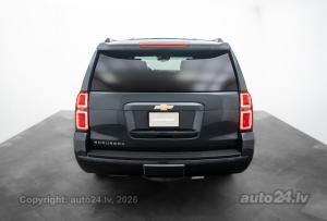 Grey Chevrolet Suburban 2020 in Tallinn, with an engine capacity of 5.30 L and mileage of 105 thousand km for 29999 €, photo 6 on AUTOMOTO.COM.LV