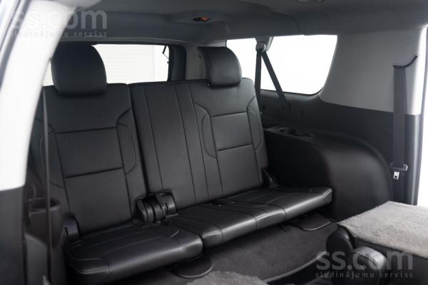 Pelēks Chevrolet Suburban 2020 Tallina, ar dzinēja tilpumu 5.30 L un nobraukumu 105 tūkst. km par 29999 €, foto 9 vietnē AUTOMOTO.COM.LV