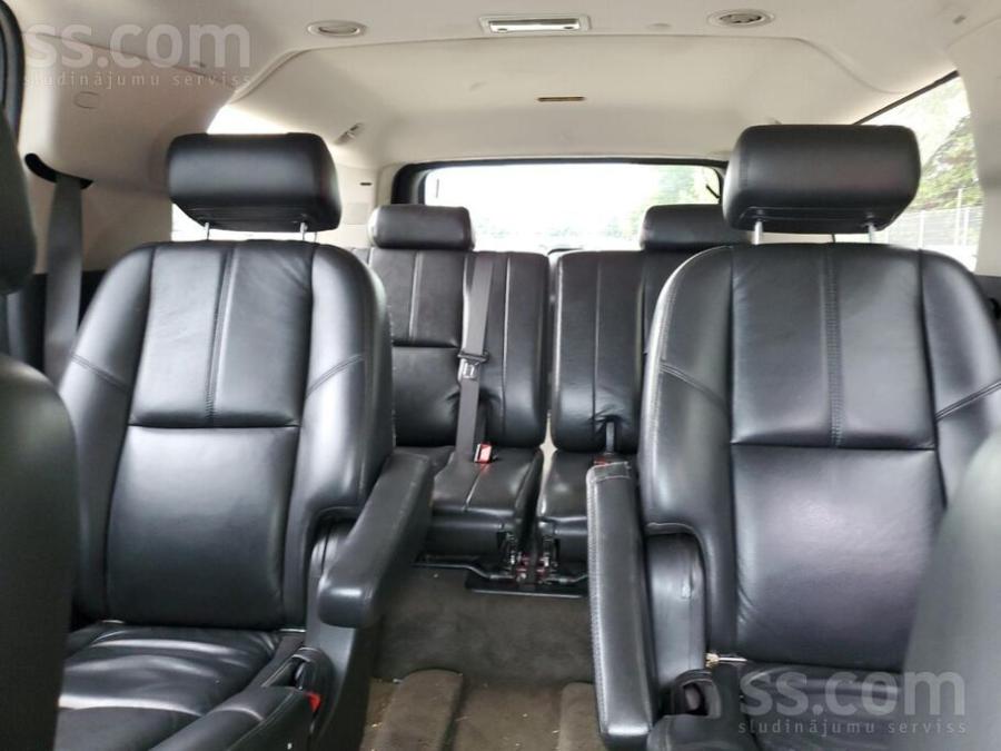 Sarkans Chevrolet Suburban 2008 Ogre, ar dzinēja tilpumu 5.30 L un nobraukumu 306 tūkst. km par 14500 €, foto 8 vietnē AUTOMOTO.COM.LV