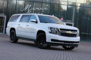 White Chevrolet Suburban 2016 in Siauliai, with an engine capacity of 5.30 L and mileage of 286 thousand km for 18900 €, photo  on AUTOMOTO.COM.LV