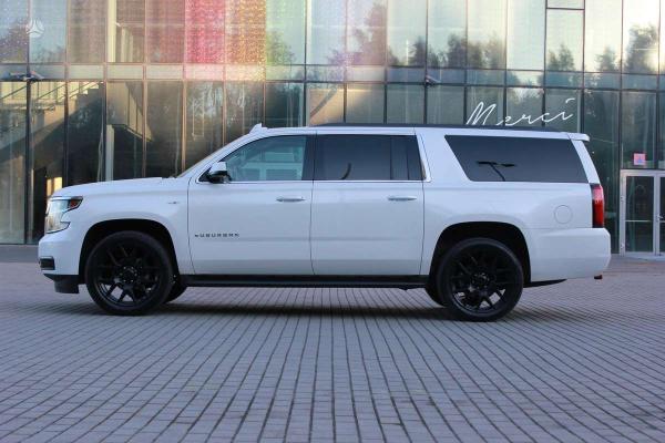 Balts Chevrolet Suburban 2016 Šauļi, ar dzinēja tilpumu 5.30 L un nobraukumu 286 tūkst. km par 18900 €, foto 5 vietnē AUTOMOTO.COM.LV