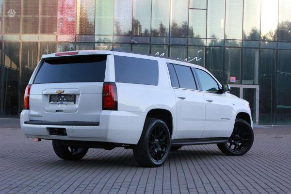 Balts Chevrolet Suburban 2016 Šauļi, ar dzinēja tilpumu 5.30 L un nobraukumu 286 tūkst. km par 18900 €, foto 7 vietnē AUTOMOTO.COM.LV