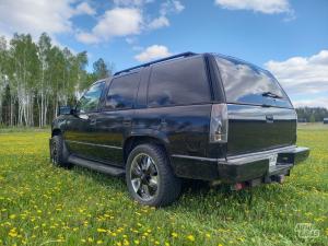 Black Chevrolet Tahoe 1997 in Vilnius, with an engine capacity of 5.70 L and mileage of 264 thousand km for 3000 €, photo 7 on AUTOMOTO.COM.LV