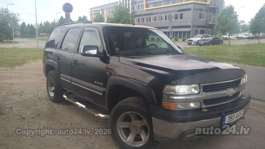 Melns Chevrolet Tahoe 2002 Tallina, ar dzinēja tilpumu 5.30 L un nobraukumu 431 tūkst. km par 6500 €, foto 1 vietnē AUTOMOTO.COM.LV