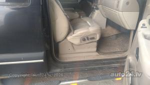 Melns Chevrolet Tahoe 2002 Tallina, ar dzinēja tilpumu 5.30 L un nobraukumu 431 tūkst. km par 6500 €, foto 9 vietnē AUTOMOTO.COM.LV