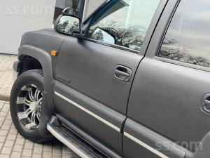 Черный Шевроле Тахо 2003 в Юрмала, объемом двигателя 5.30 л и пробегом 0 тыс. км за 6750 €, фото 8 на AUTOMOTO.COM.LV