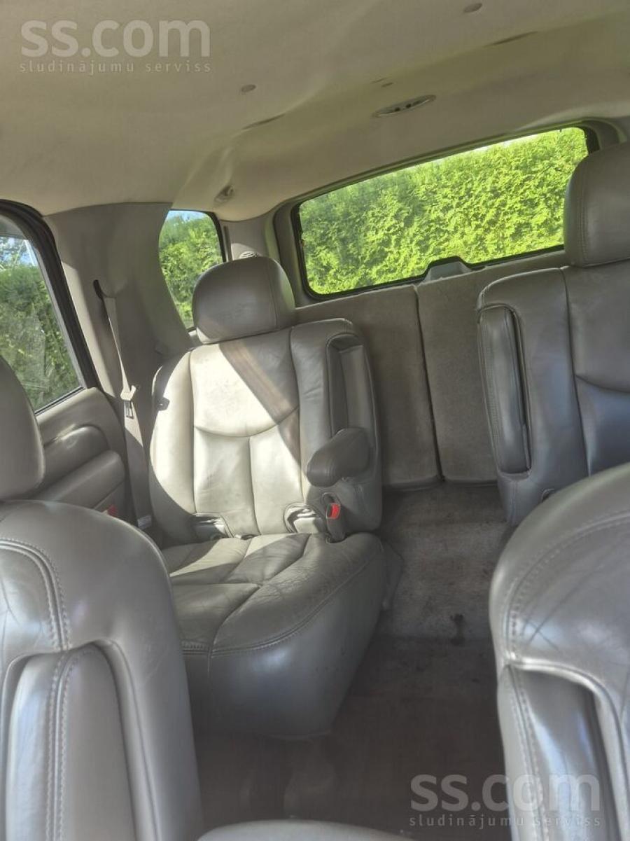 Melns Chevrolet Tahoe 2006 Rīga, ar dzinēja tilpumu 6.00 L un nobraukumu 206 tūkst. km par 13500 €, foto 6 vietnē AUTOMOTO.COM.LV