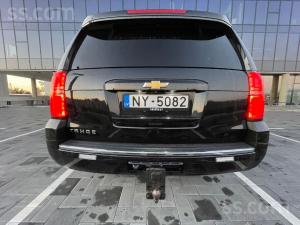 Melns Chevrolet Tahoe 2015 Rīga, ar dzinēja tilpumu 5.30 L un nobraukumu 172 tūkst. km par 15000 €, foto 3 vietnē AUTOMOTO.COM.LV