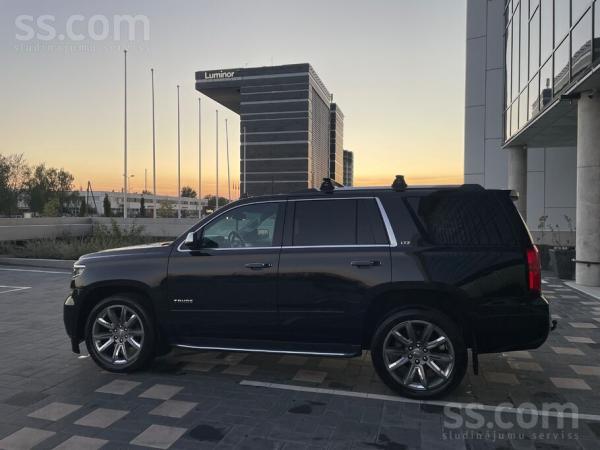 Melns Chevrolet Tahoe 2015 Rīga, ar dzinēja tilpumu 5.30 L un nobraukumu 172 tūkst. km par 15000 €, foto 9 vietnē AUTOMOTO.COM.LV