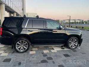 Melns Chevrolet Tahoe 2015 Rīga, ar dzinēja tilpumu 5.30 L un nobraukumu 172 tūkst. km par 15000 €, foto 16 vietnē AUTOMOTO.COM.LV