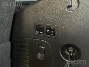 Melns Chevrolet Tahoe 2015 Rīga, ar dzinēja tilpumu 5.30 L un nobraukumu 172 tūkst. km par 15000 €, foto 26 vietnē AUTOMOTO.COM.LV