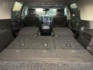 Melns Chevrolet Tahoe 2015 Rīga, ar dzinēja tilpumu 5.30 L un nobraukumu 172 tūkst. km par 15000 €, foto 27 vietnē AUTOMOTO.COM.LV