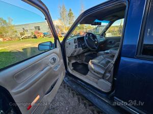 Zils Chevrolet Tahoe 1996 Tallina, ar dzinēja tilpumu 5.70 L un nobraukumu 0 tūkst. km par 5500 €, foto 8 vietnē AUTOMOTO.COM.LV