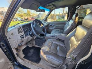 Zils Chevrolet Tahoe 1996 Tallina, ar dzinēja tilpumu 5.70 L un nobraukumu 0 tūkst. km par 5500 €, foto 9 vietnē AUTOMOTO.COM.LV