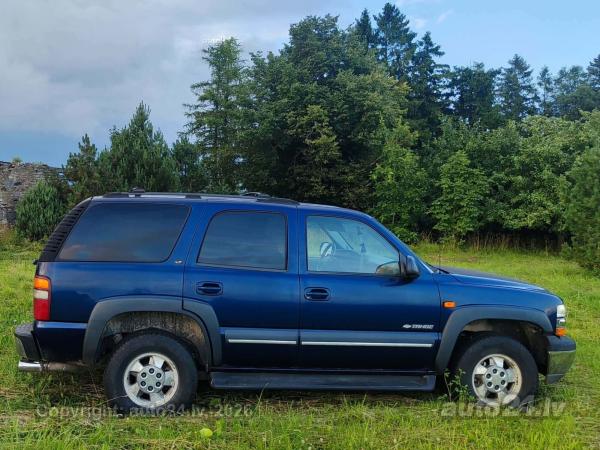 Zils Chevrolet Tahoe 2002 Tallina, ar dzinēja tilpumu 5.30 L un nobraukumu 0 tūkst. km par 3800 €, foto 2 vietnē AUTOMOTO.COM.LV