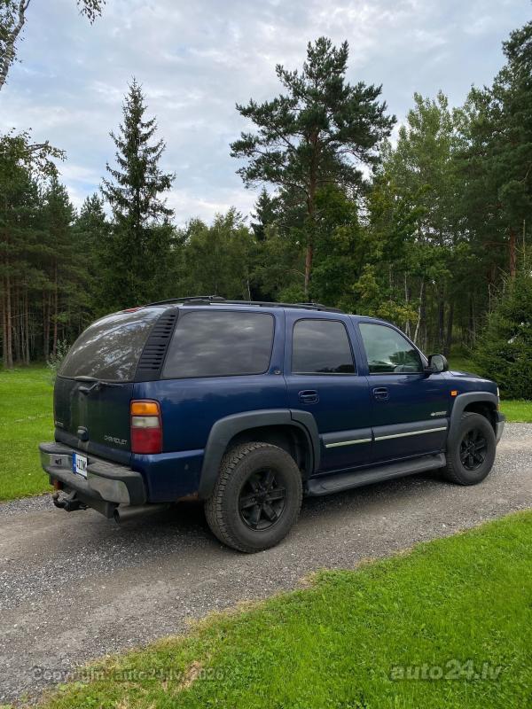 Zils Chevrolet Tahoe 2002 Tallina, ar dzinēja tilpumu 5.30 L un nobraukumu 0 tūkst. km par 4800 €, foto 4 vietnē AUTOMOTO.COM.LV