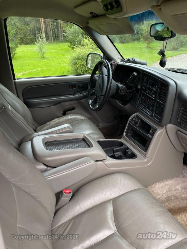 Zils Chevrolet Tahoe 2002 Tallina, ar dzinēja tilpumu 5.30 L un nobraukumu 0 tūkst. km par 4800 €, foto 8 vietnē AUTOMOTO.COM.LV