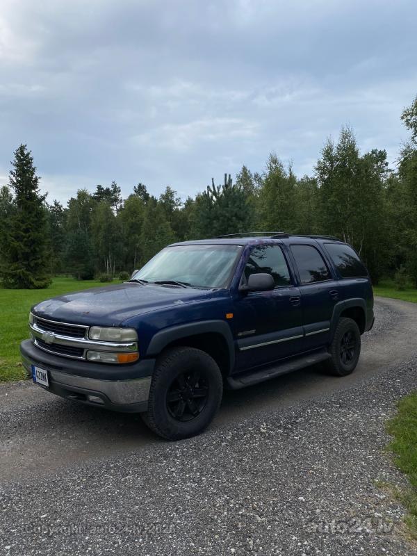 Blue Chevrolet Tahoe 2002 in Tallinn, with an engine capacity of 5.30 L and mileage of 0 thousand km for 4800 €, photo 5 on AUTOMOTO.COM.LV