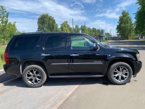 Blue Chevrolet Tahoe 2011 in Riga, with an engine capacity of 0.00 L and mileage of 263 thousand km for 9900 €, photo 6 on AUTOMOTO.COM.LV
