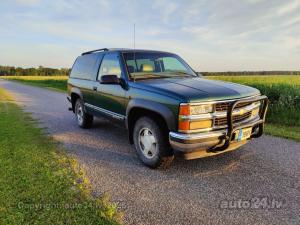 Green Chevrolet Tahoe 1997 in Rakvere, with an engine capacity of 6.50 L and mileage of 335 thousand km for 6500 €, photo  on AUTOMOTO.COM.LV