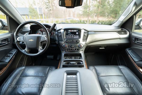 Grey Chevrolet Tahoe 2016 in Parnu, with an engine capacity of 5.30 L and mileage of 162 thousand km for 35700 €, photo 11 on AUTOMOTO.COM.LV