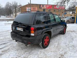 Melns Chevrolet TrailBlazer 2002 Rīga, ar dzinēja tilpumu 4.20 L un nobraukumu 245 tūkst. km par 2250 €, foto 3 vietnē AUTOMOTO.COM.LV