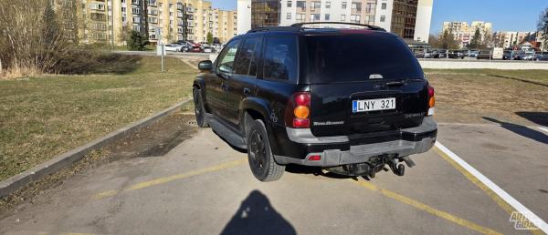 Black Chevrolet TrailBlazer 2003 in Utena, with an engine capacity of 4.20 L and mileage of 300 thousand km for 5999 €, photo 5 on AUTOMOTO.COM.LV