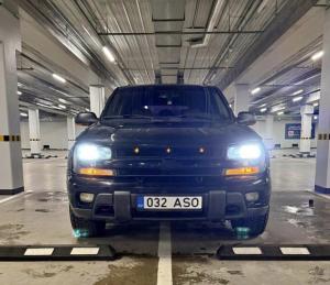 Melns Chevrolet TrailBlazer 2003 Tallina, ar dzinēja tilpumu 4.20 L un nobraukumu 276 tūkst. km par 3800 €, foto 3 vietnē AUTOMOTO.COM.LV