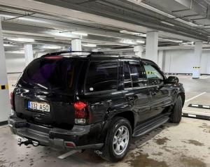 Melns Chevrolet TrailBlazer 2003 Tallina, ar dzinēja tilpumu 4.20 L un nobraukumu 276 tūkst. km par 3800 €, foto 11 vietnē AUTOMOTO.COM.LV