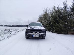 Black Chevrolet TrailBlazer 2010 in Utena, with an engine capacity of 4.20 L and mileage of 290 thousand km for 4500 €, photo 6 on AUTOMOTO.COM.LV