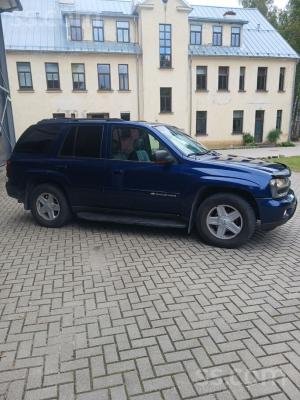 Zils Chevrolet TrailBlazer 2002 Talsi, ar dzinēja tilpumu 4.20 L un nobraukumu 337 tūkst. km par 2900 €, foto 4 vietnē AUTOMOTO.COM.LV