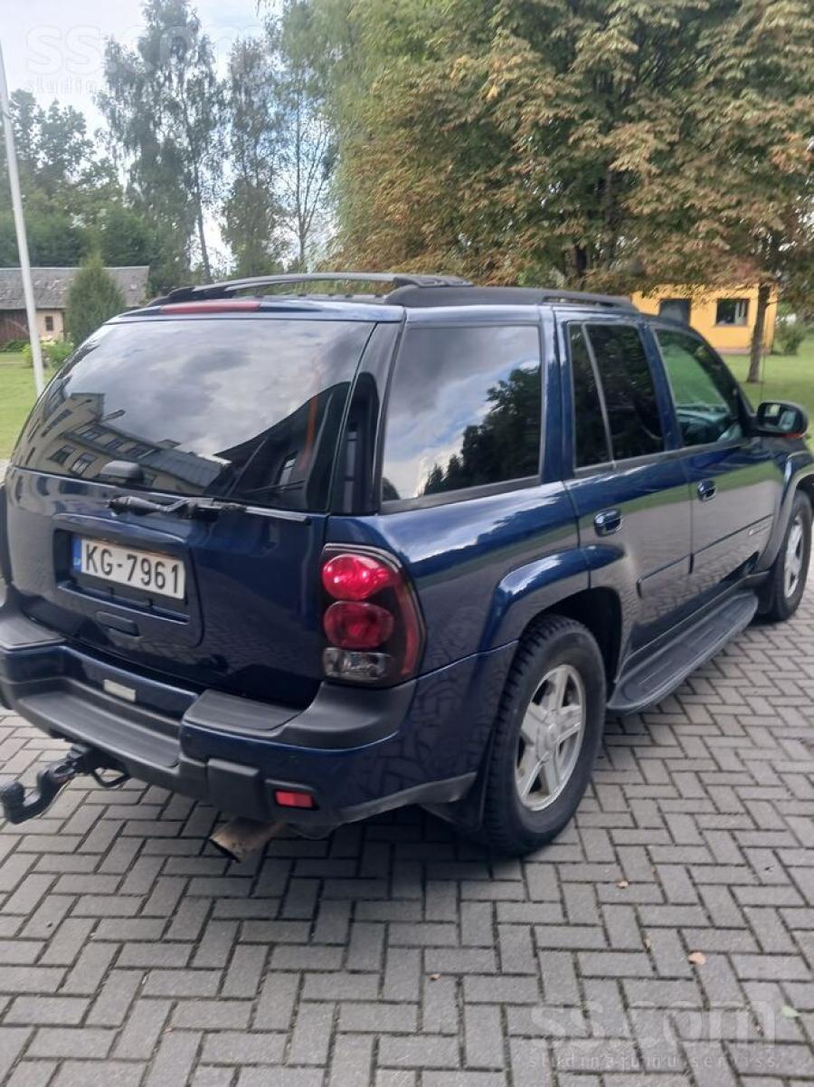 Zils Chevrolet TrailBlazer 2002 Talsi, ar dzinēja tilpumu 4.20 L un nobraukumu 337 tūkst. km par 2900 €, foto 6 vietnē AUTOMOTO.COM.LV