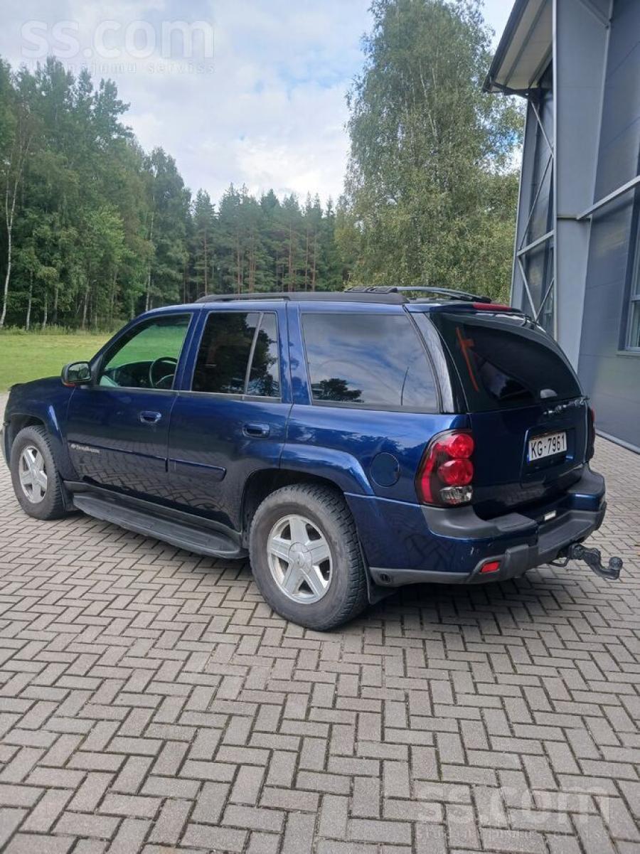 Zils Chevrolet TrailBlazer 2002 Talsi, ar dzinēja tilpumu 4.20 L un nobraukumu 337 tūkst. km par 2900 €, foto 9 vietnē AUTOMOTO.COM.LV