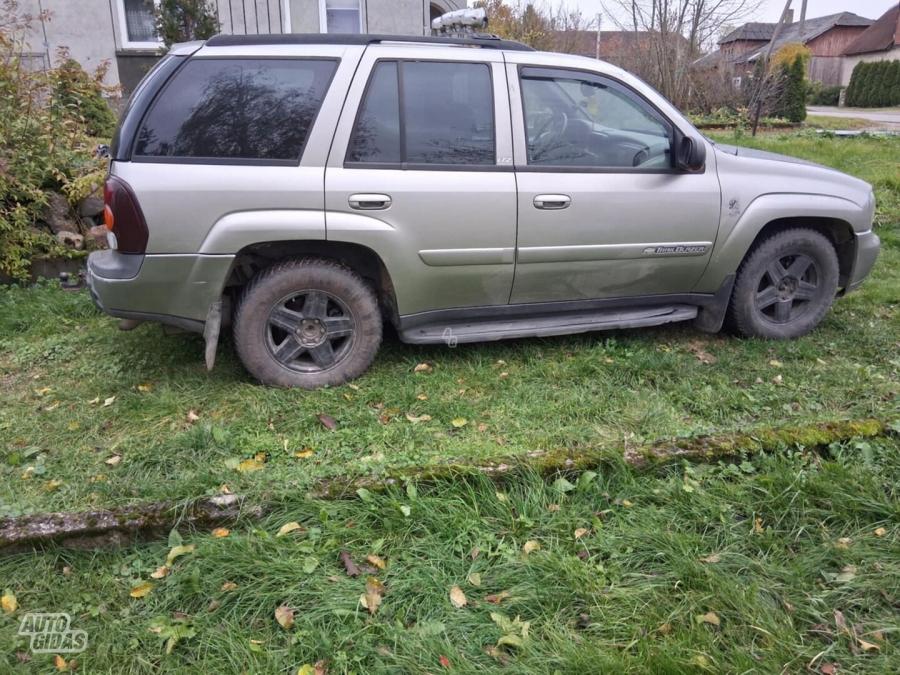 Chevrolet TrailBlazer 2002 in Alytus, with an engine capacity of 4.20 L and mileage of 110 thousand km for 2100 €, photo 3 on AUTOMOTO.COM.LV