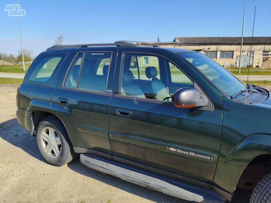 Chevrolet TrailBlazer 2005 Telšiai, ar dzinēja tilpumu 4.20 L un nobraukumu 355 tūkst. km par 1999 €, foto 5 vietnē AUTOMOTO.COM.LV