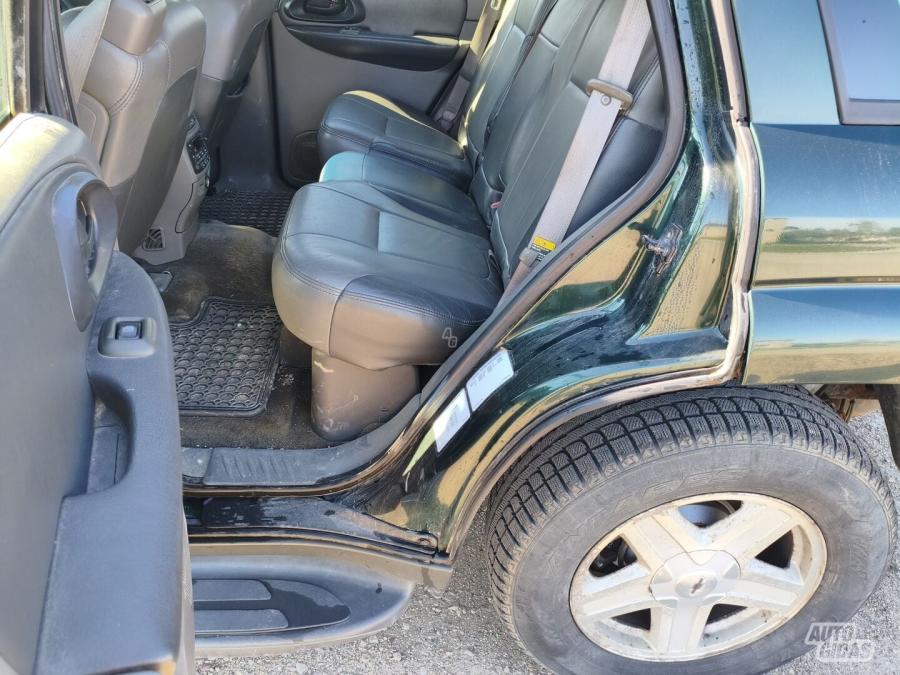 Chevrolet TrailBlazer 2005 Telšiai, ar dzinēja tilpumu 4.20 L un nobraukumu 355 tūkst. km par 1999 €, foto 12 vietnē AUTOMOTO.COM.LV
