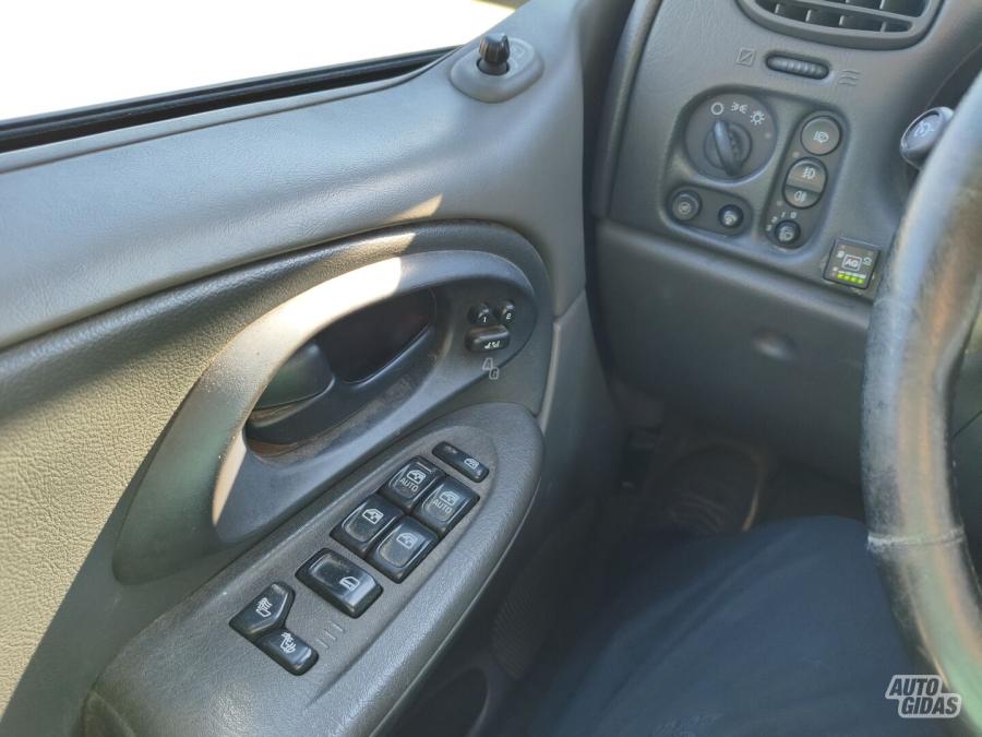 Chevrolet TrailBlazer 2005 Telšiai, ar dzinēja tilpumu 4.20 L un nobraukumu 355 tūkst. km par 1999 €, foto 15 vietnē AUTOMOTO.COM.LV