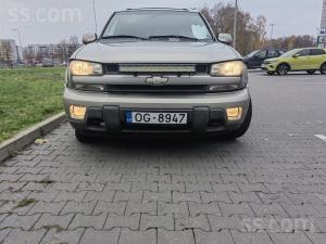 Серый Шевроле Трейлблейзер 2002 в Рига, объемом двигателя 4.20 л и пробегом 136 тыс. км за 2500 €, фото 3 на AUTOMOTO.COM.LV