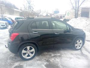 Melns Chevrolet Trax 2013 Alīta, ar dzinēja tilpumu 1.70 L un nobraukumu 237 tūkst. km par 5800 €, foto 3 vietnē AUTOMOTO.COM.LV