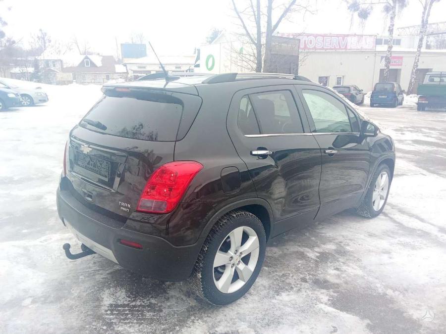 Melns Chevrolet Trax 2013 Alīta, ar dzinēja tilpumu 1.70 L un nobraukumu 237 tūkst. km par 5800 €, foto 11 vietnē AUTOMOTO.COM.LV