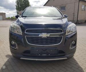 Black Chevrolet Trax 2013 in Siauliai, with an engine capacity of 1.70 L and mileage of 235 thousand km for 5500 €, photo 3 on AUTOMOTO.COM.LV