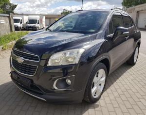 Black Chevrolet Trax 2013 in Siauliai, with an engine capacity of 1.70 L and mileage of 235 thousand km for 5500 €, photo 4 on AUTOMOTO.COM.LV