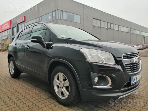 Black Chevrolet Trax 2014 in Riga, with an engine capacity of 1.70 L and mileage of 173 thousand km for 8600 €, photo 3 on AUTOMOTO.COM.LV