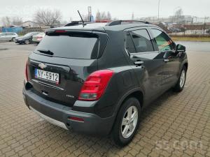 Melns Chevrolet Trax 2014 Rīga, ar dzinēja tilpumu 1.70 L un nobraukumu 173 tūkst. km par 8600 €, foto 6 vietnē AUTOMOTO.COM.LV