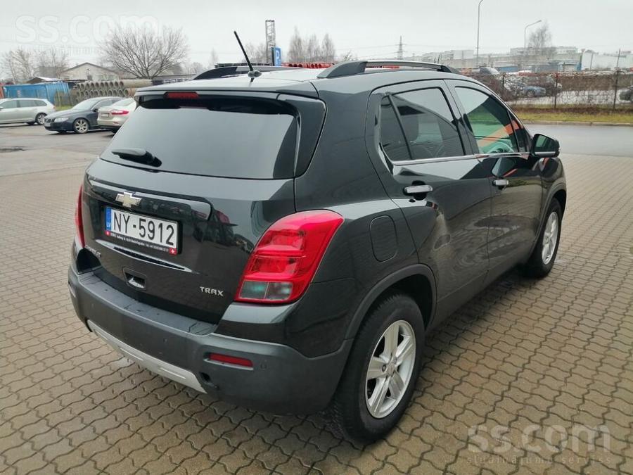 Melns Chevrolet Trax 2014 Rīga, ar dzinēja tilpumu 1.70 L un nobraukumu 173 tūkst. km par 8600 €, foto 6 vietnē AUTOMOTO.COM.LV