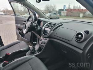 Melns Chevrolet Trax 2014 Rīga, ar dzinēja tilpumu 1.70 L un nobraukumu 173 tūkst. km par 8600 €, foto 7 vietnē AUTOMOTO.COM.LV