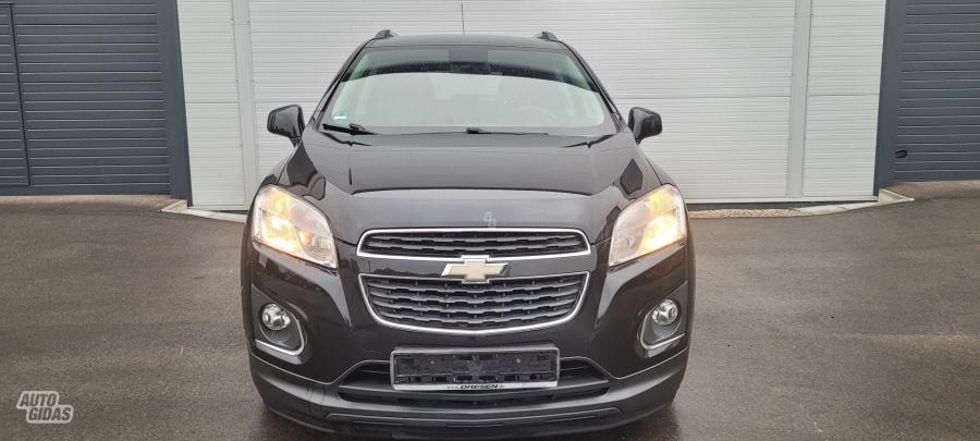Black Chevrolet Trax 2014 in Kretinga, with an engine capacity of 1.60 L and mileage of 185 thousand km for 5950 €, photo 3 on AUTOMOTO.COM.LV