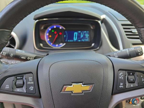 Black Chevrolet Trax 2014 in Jurbarkas, with an engine capacity of 1.69 L and mileage of 193 thousand km for 5400 €, photo 10 on AUTOMOTO.COM.LV