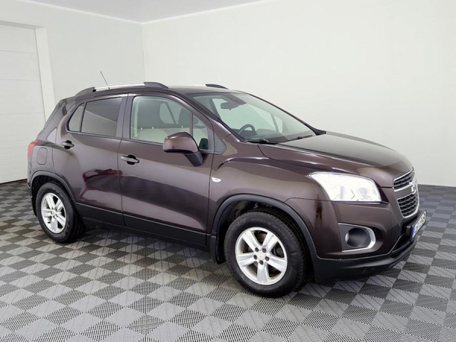 Brown Chevrolet Trax 2013 in Tallinn, with an engine capacity of 1.60 L and mileage of 268 thousand km for 2799 €, photo 1 on AUTOMOTO.COM.LV