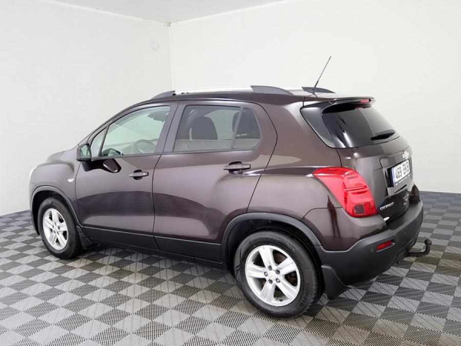 Brown Chevrolet Trax 2013 in Tallinn, with an engine capacity of 1.60 L and mileage of 268 thousand km for 2799 €, photo 5 on AUTOMOTO.COM.LV